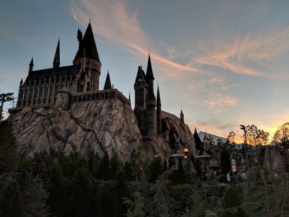 The 5 Best Things to Do at Wizarding World of Harry Potter | Simple ...